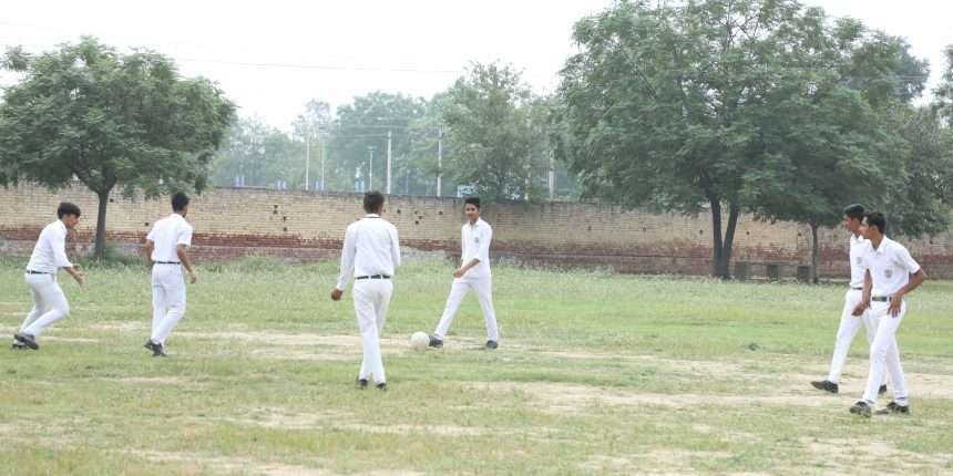 Learn How to Play Football - DPS Bathinda